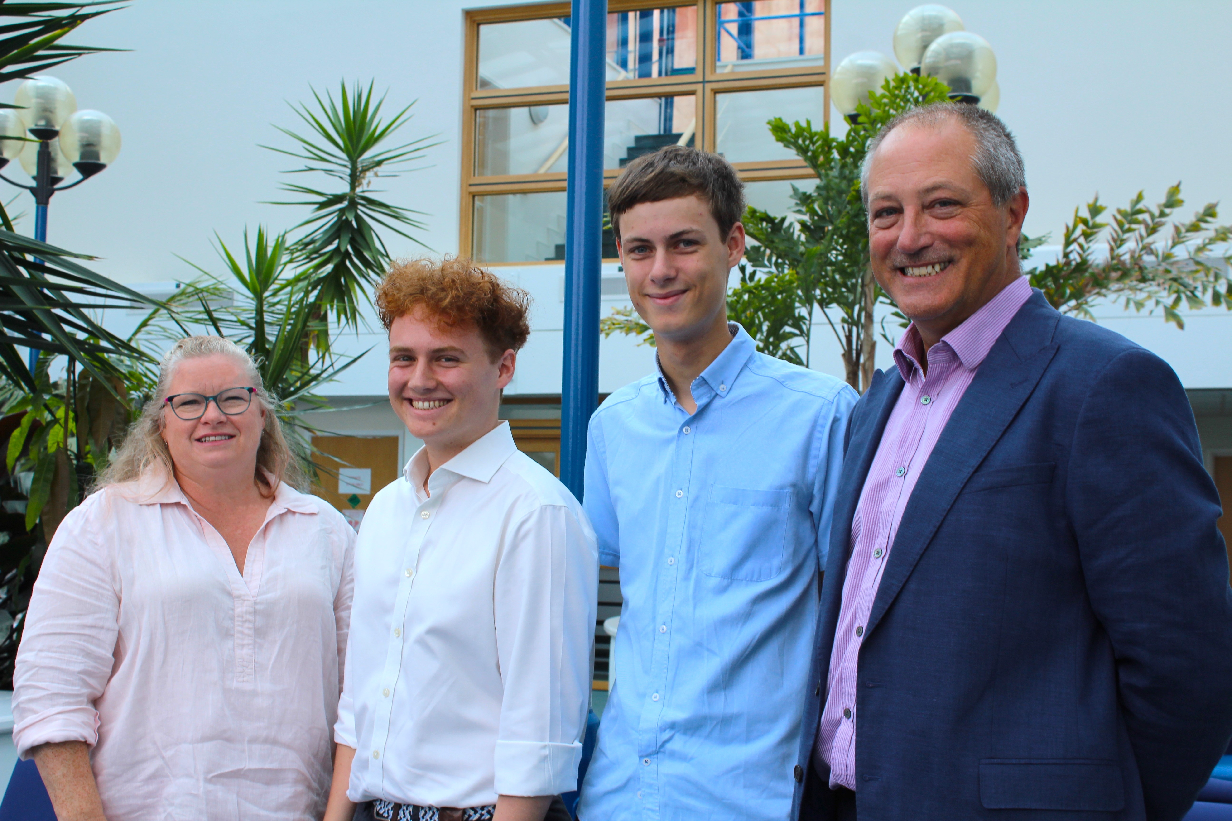 Double delight for medicine bursary applicants - MSG